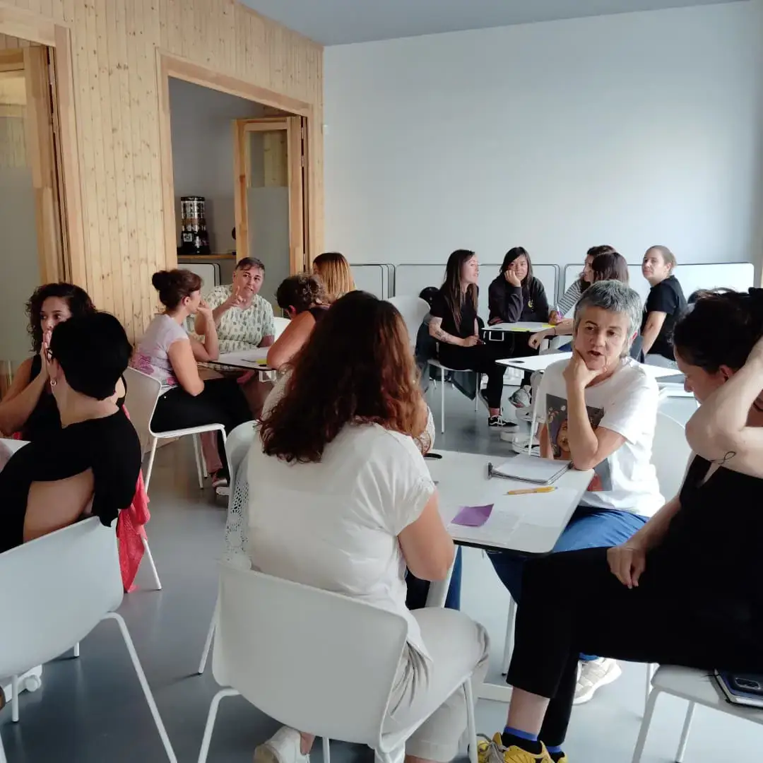 Talleres Formativos Mujeres - Alua Emakume